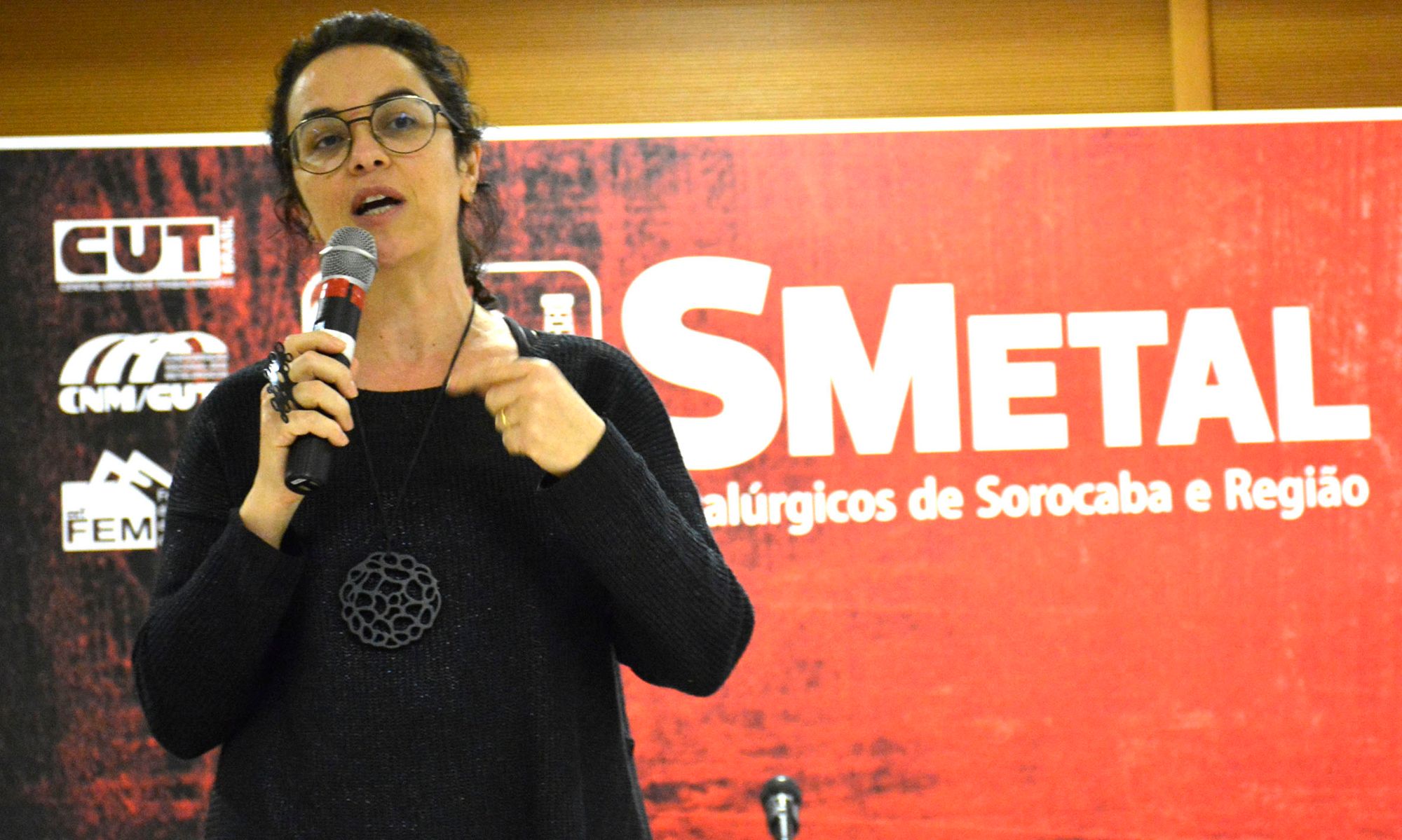 Marcia Tiburi: Lucidez pode salvar o projeto de país democrático
